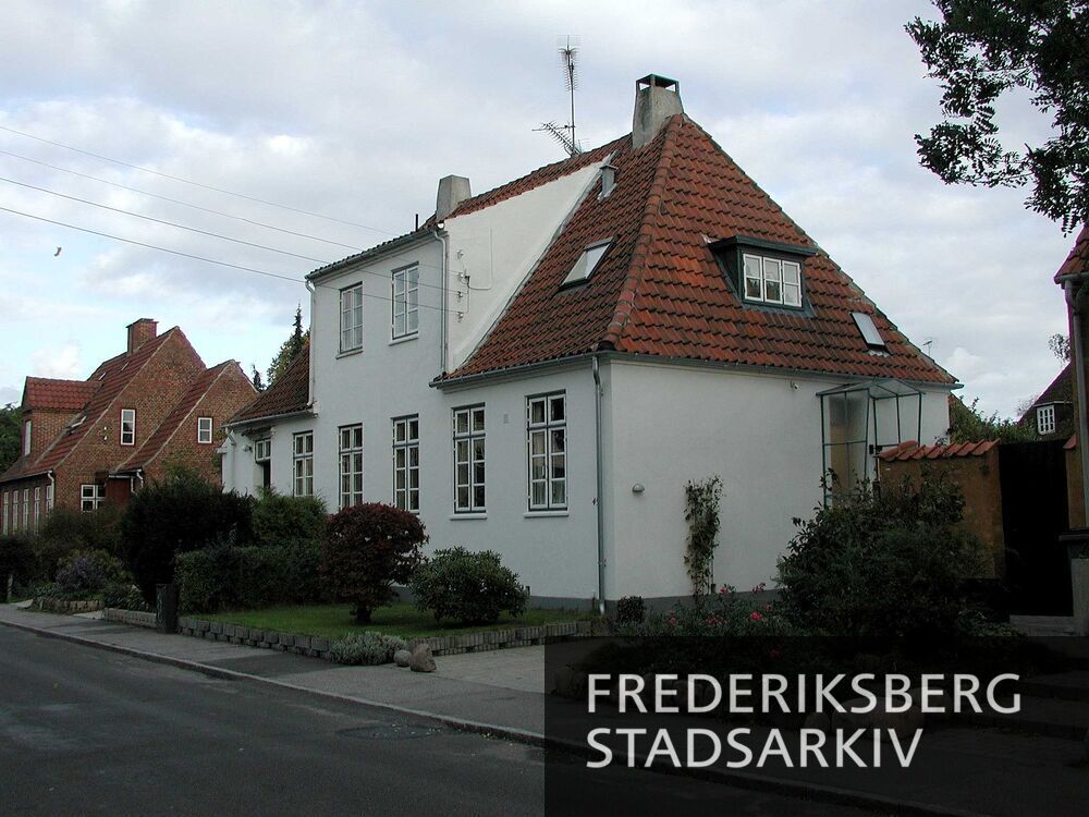 Dobbelthuset med bislag i glas i nr. 43 i 2006 - kbhbilleder.dk