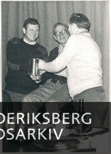 Der bliver hygget. På billedet ses bl.a. Torben Sejbak fra ...