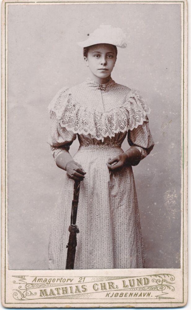 Christine Boline Nielsen (18/8 1878 - 1/5 1963) - født i Kregme I 1901 ...