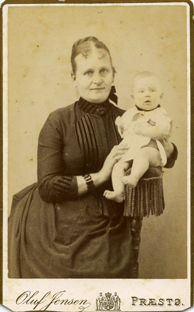 Mor med barn - kbhbilleder.dk