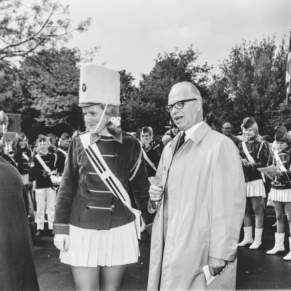 Indvielse af legeplads i Valby - kbhbilleder.dk