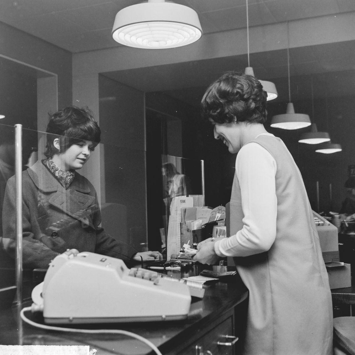 Personale på Vanløse Bibliotek - kbhbilleder.dk