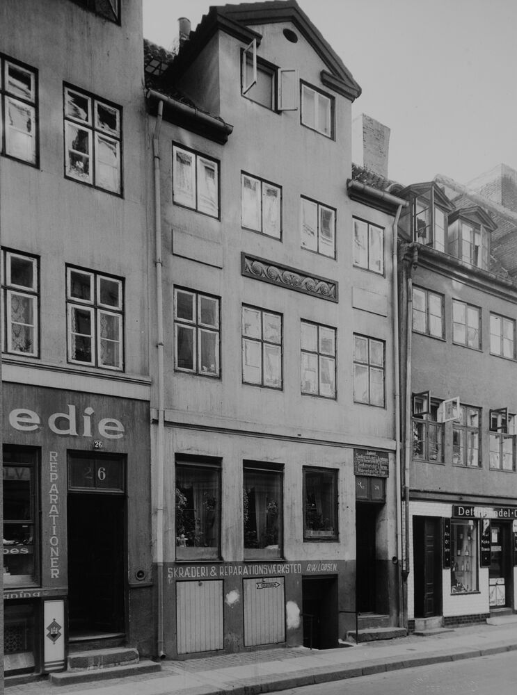 Borgergade 24 - kbhbilleder.dk