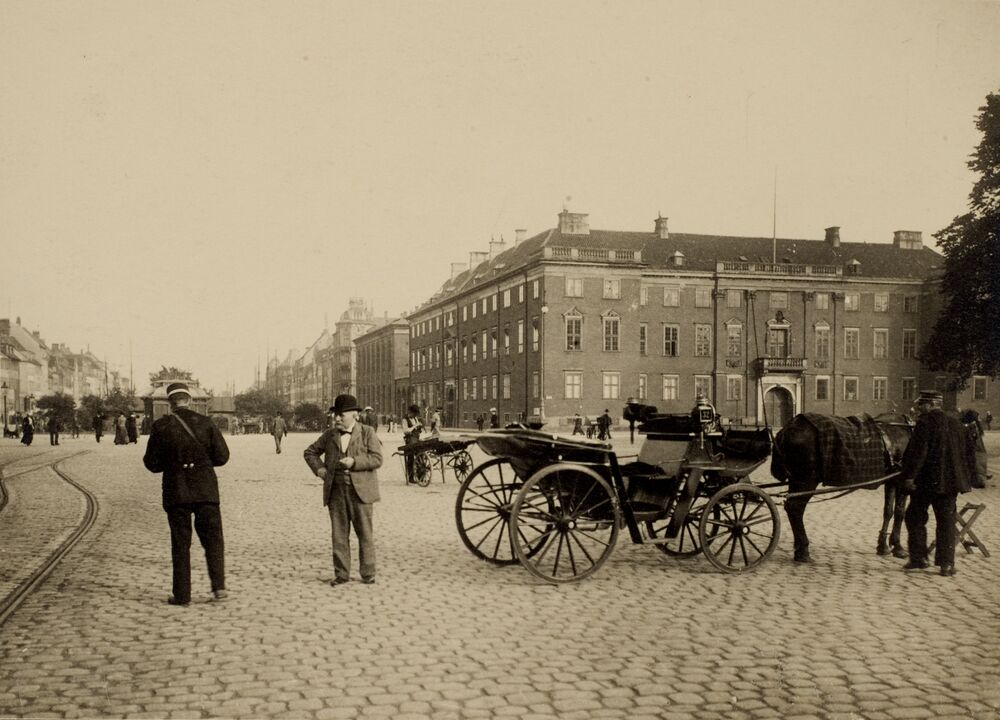 Kongens Nytorv, Charlottenborg - kbhbilleder.dk