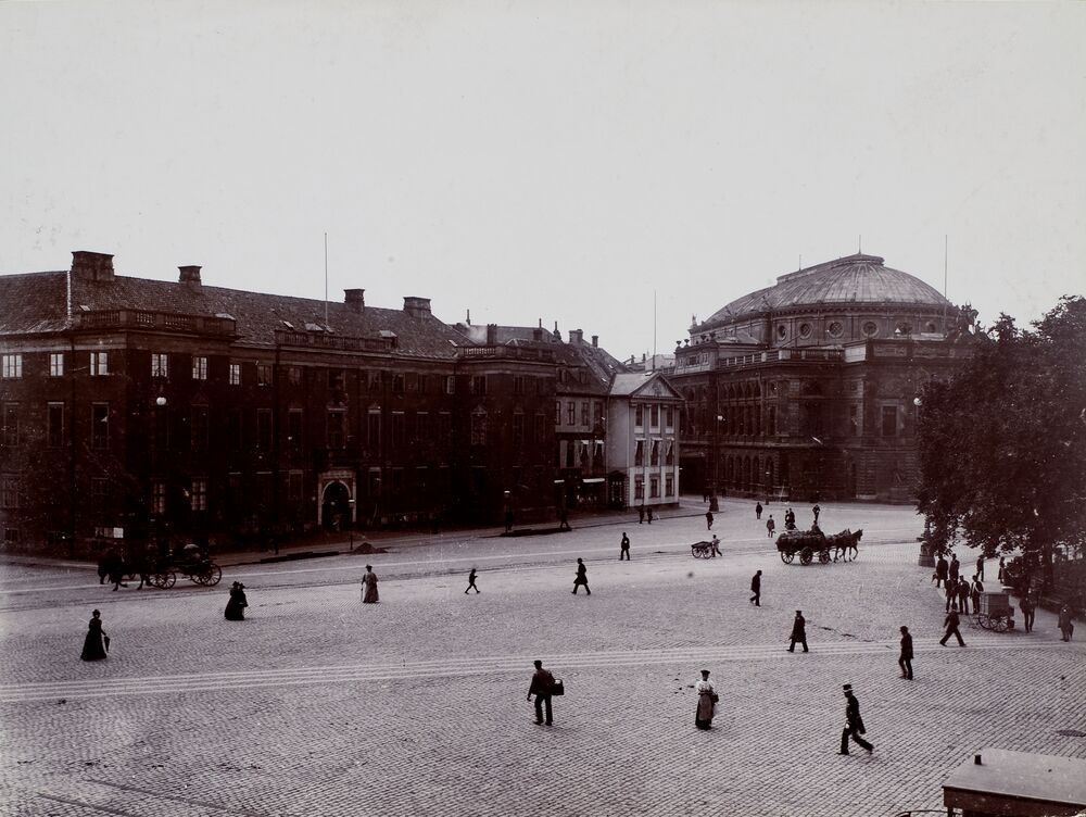 Kongens Nytorv, Charlottenborg - kbhbilleder.dk