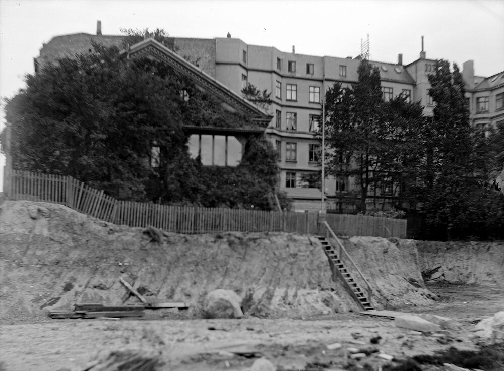 Udgravninger til den nye personbanegård - kbhbilleder.dk