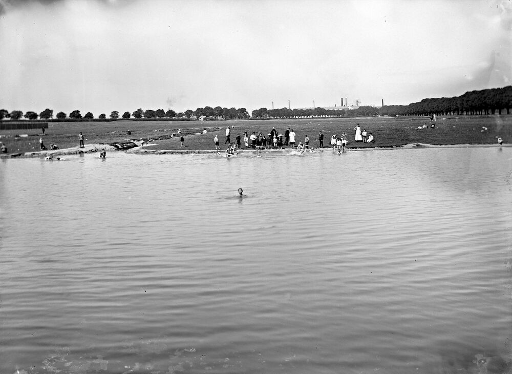 Lammefælleden, badende børn - kbhbilleder.dk
